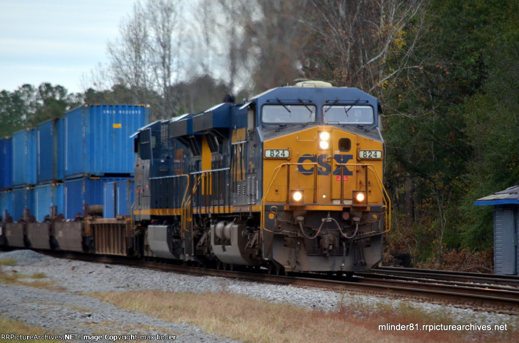 CSX 824